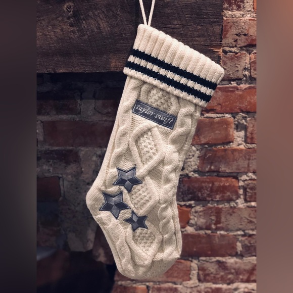 Taylor Swift | Holiday | Brand New Taylor Swift Cardigan Christmas ...